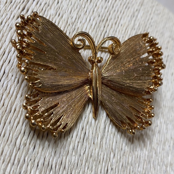 Jewelry | Vintage Gold Tone Butterfly Brooch Pin | Poshmark